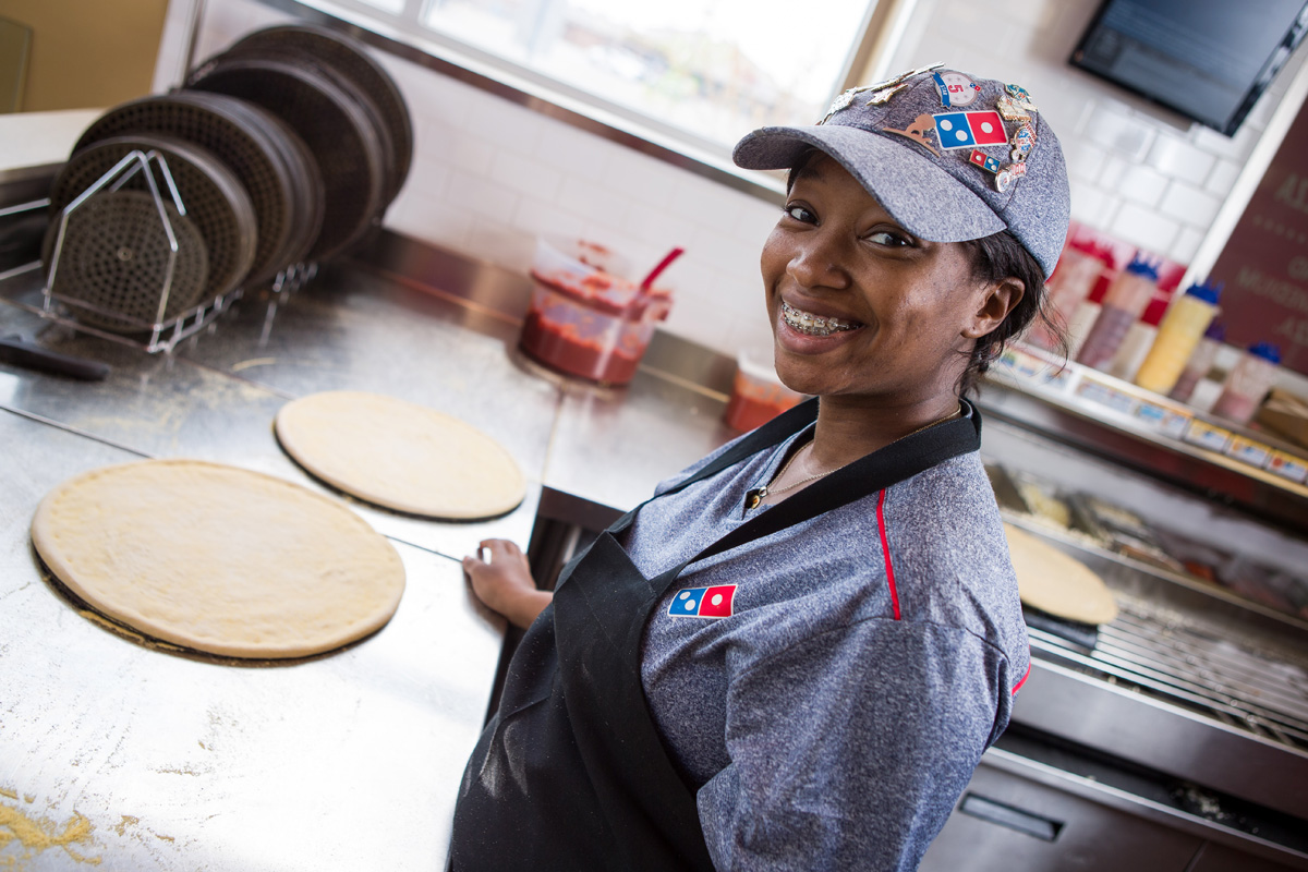 Domino's Crew Member & Pizza Maker Jobs | Domino’s Careers | Domino's ...
